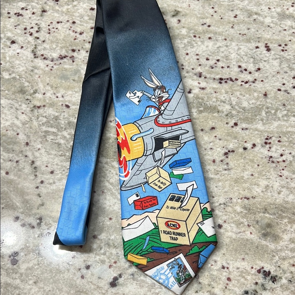 Looney Tunes Cartoon Necktie - Gem